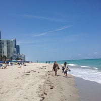 Hallandale Beach - Beach