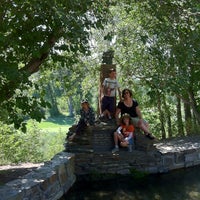 Hemingway Memorial - 2 tips from 98 visitors