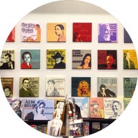 Small World Books - Bookstore in Venice