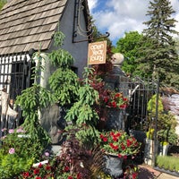 Tangletown Gardens - Flower Store in Tangletown