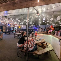 Hilo Town Tavern - Bar