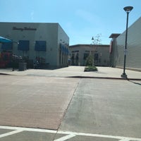 Nebraska Crossing Outlets - Shopping Plaza in Gretna