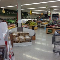 Great Lakes NS Commissary - Grocery Store