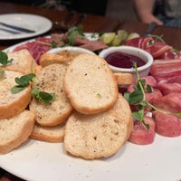 Zees Grill - Niagara-on-the-Lake, ON