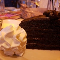 The Cheesecake Factory - American Restaurant in Philadelphia