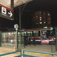 Dundas West Subway Station - Metro Station