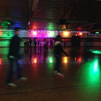 Fleetwood Skating Rink - Skating Rink in Chicago