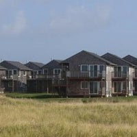 Lighthouse Oceanfront Resort - 2 tips from 80 visitors