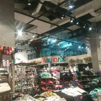 Raja Factory Outlet - Boutique