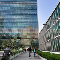 United Nations Secretariat Building - Government Building in New York