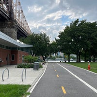 Queensbridge Park - Park in Long Island City