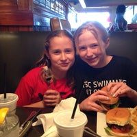 Ruby Tuesday - American Restaurant