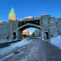 Porte St-Jean - Monument in Quebec