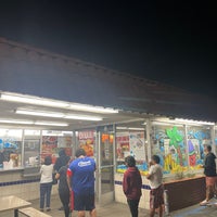 Dino's Chicken and Burgers - Diner in Los Angeles