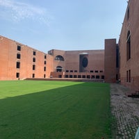 IIM Ahmedabad - College Administrative Building