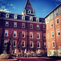 College of the Holy Cross - College Hill - 1 College St