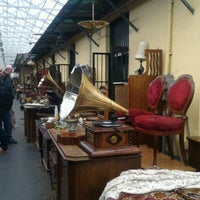Ecseri Bolhapiac - Flea Market in Budapest