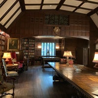 Agecroft Hall - Near West End - 5 tips from 350 visitors