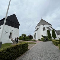 Østerlars Rundkirke - Church in Østerlars