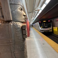 Museum Subway Station - Metro Station in Toronto