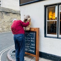 The Bear Inn - Pub in Oxford