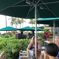Honu Pool Bar & Grill - Hotel Bar
