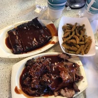 LC's Bar-B-Q - 5800 Blue Pkwy
