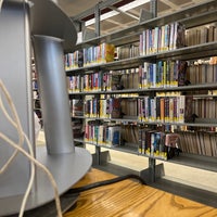 New Haven Free Public Library - Library in Downtown New Haven