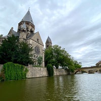 Temple Neuf - Place de la Comédie