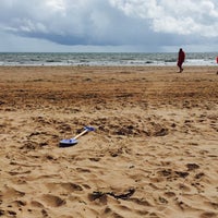 Sandy Bay Beach - Exmouth, Devon