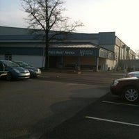 Fred Rust Ice Arena - 5 tips from 563 visitors