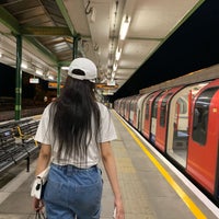 Hainault London Underground Station - Metro Station