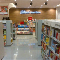 National Book Store - Bookstore in San Lorenzo