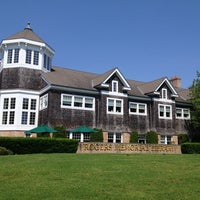 Rogers Memorial Library - 91 Coopers Farm Rd