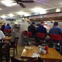 Red Cottage Restaurant - Breakfast Spot in South Dennis