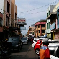 Pasar Kanoman Cirebon - Market
