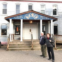 Theo's Metro - Greek Restaurant in Kingston