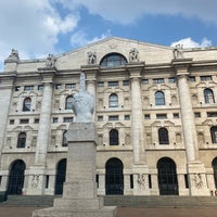 Piazza degli Affari - Duomo - Piazza degli Affari