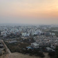 Lanco Hills - Building