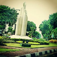 Monumen Bambu Runcing - Monument / Landmark in Surabaya