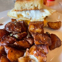 Heirloom Cafe & Fresh Market - American Restaurant