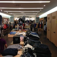 GAP - Clothing Store in Mid-City West