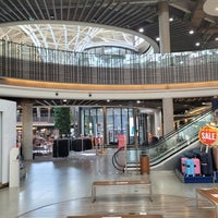 Promenada Resort Mall (พรอมเมนาดา รีสอร์ท มอลล์) (Now Closed) - 192-193 ...