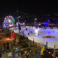 Blue Cross River Rink - Skating Rink in Penn's Landing