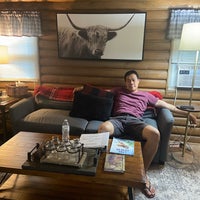 Lazy Cloud Lodge Bed and Breakfast - 2025 N Lake Shore Dr