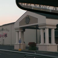 Shady Maple Farm Market - Supermarket
