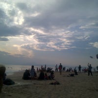 Pantai Anyer (Anyer Beach) - Jalan Raya Anyer