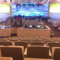 Saddleback Church Worship Center - Foothill Ranch - 10 tips