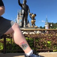 Partners Statue - Monument