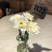 ครัวดอกไม้ขาว (White Flower Factory) - Thai Restaurant in Pathum Wan